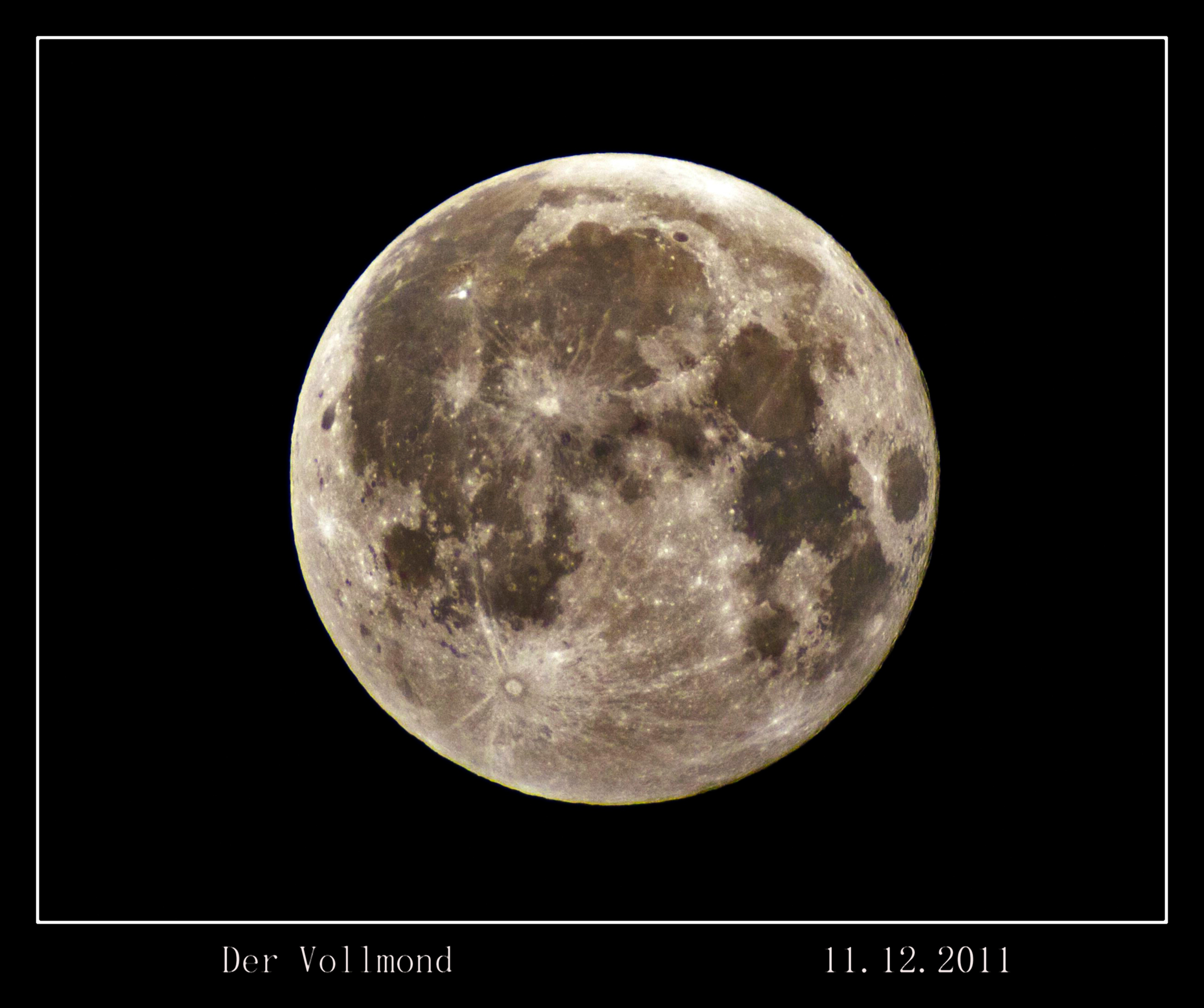 Vollmond - Spektrum der Wissenschaft