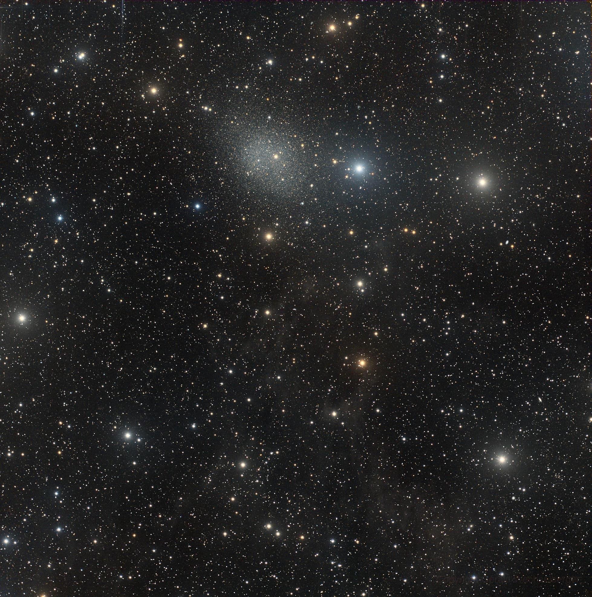 Fornax Dwarf Galaxy with Molecular Clouds - Spektrum der Wissenschaft