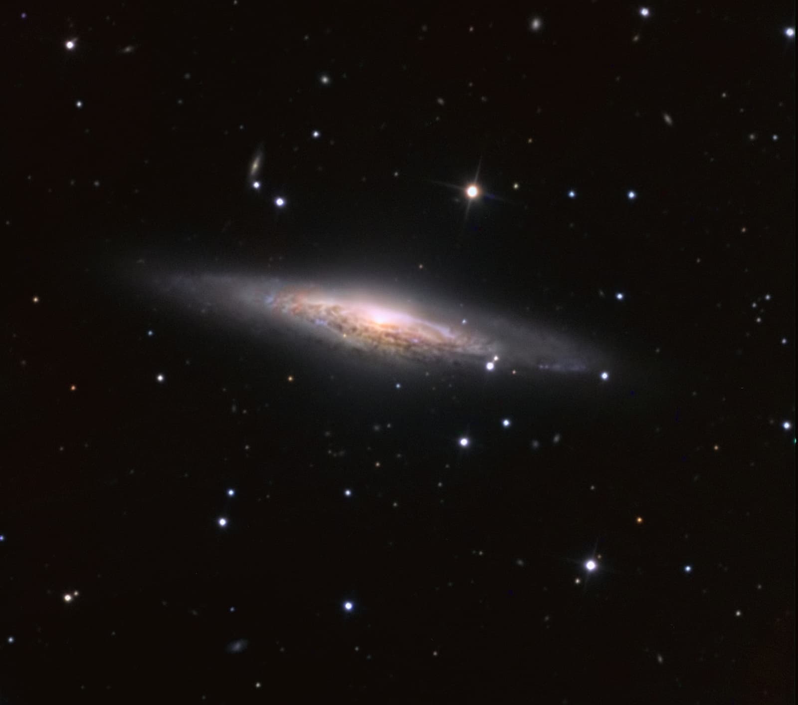 NGC 2683 - Spektrum der Wissenschaft